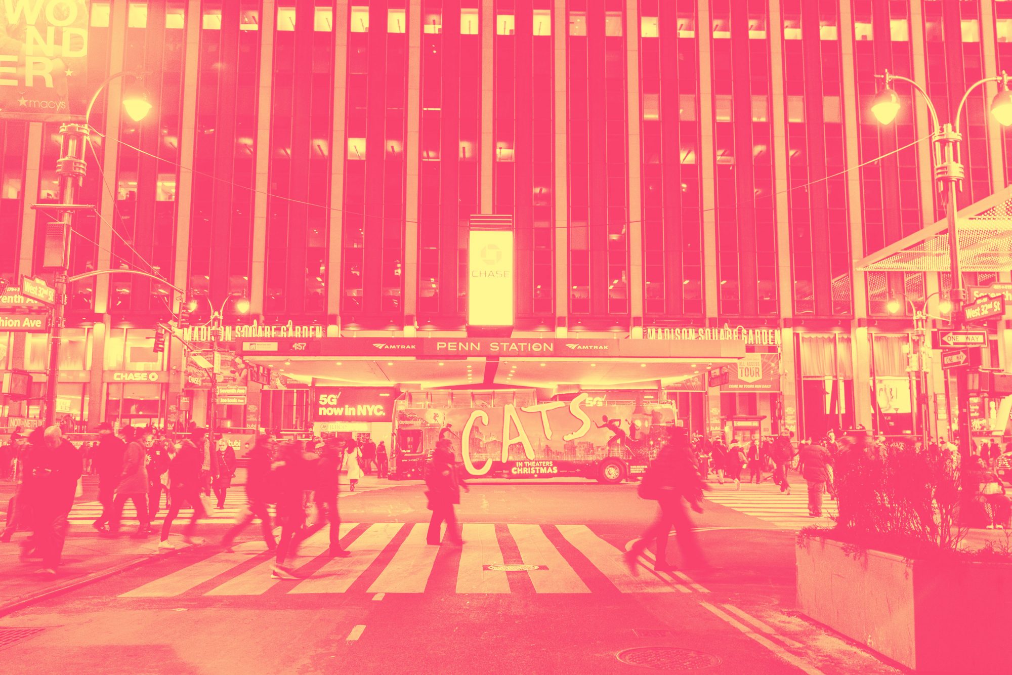 OOH Advertising 101: Balancing Reach vs. Frequency | Vector Media